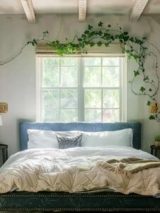 49 Stylish Window Behind Bed Ideas - DecorwithEva