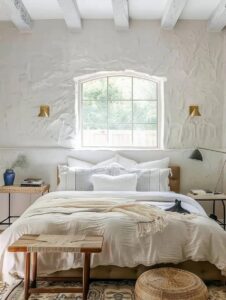 49 Stylish Window Behind Bed Ideas - DecorwithEva