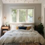 49 Stylish Window Behind Bed Ideas - DecorwithEva